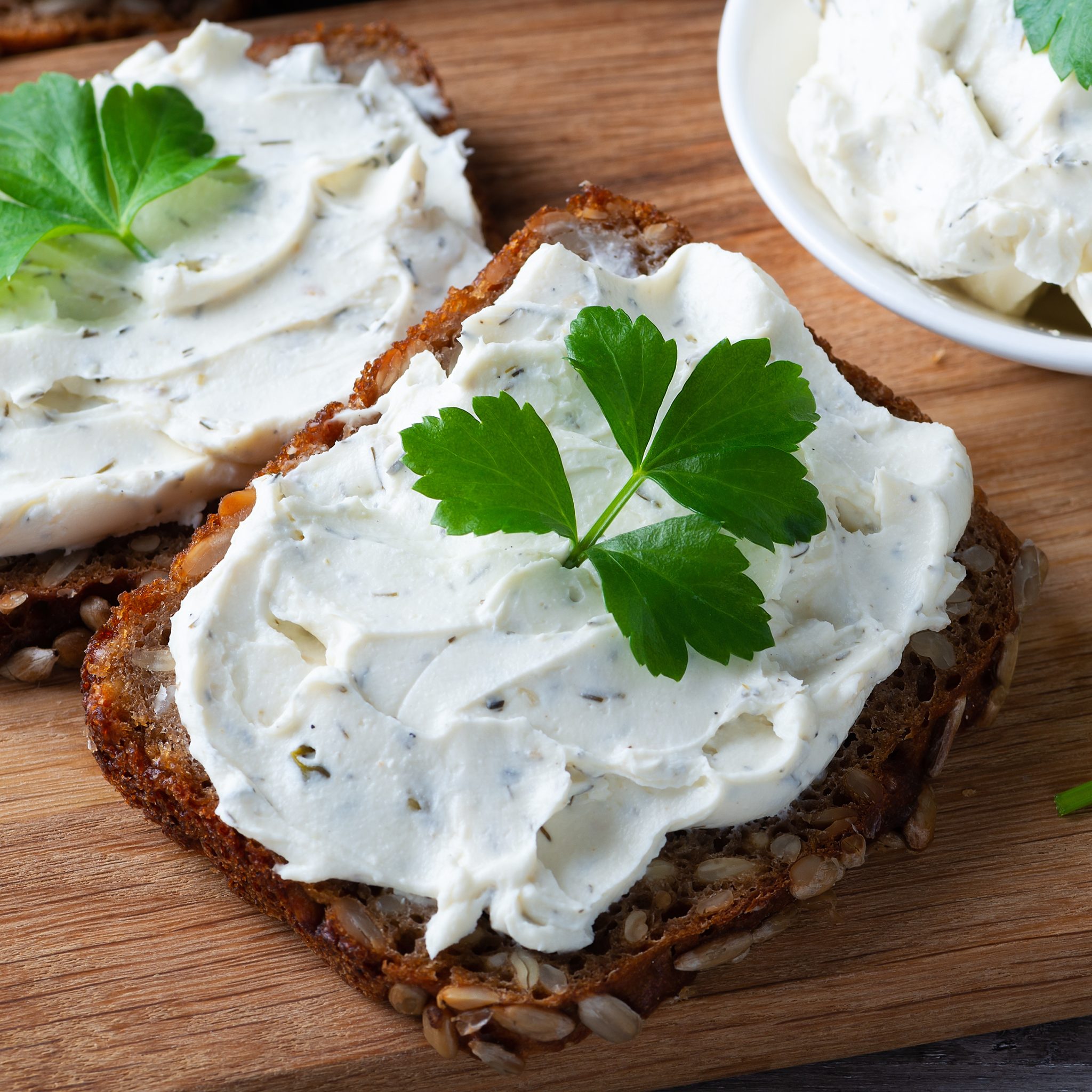 Dairy Creams & Cheeses